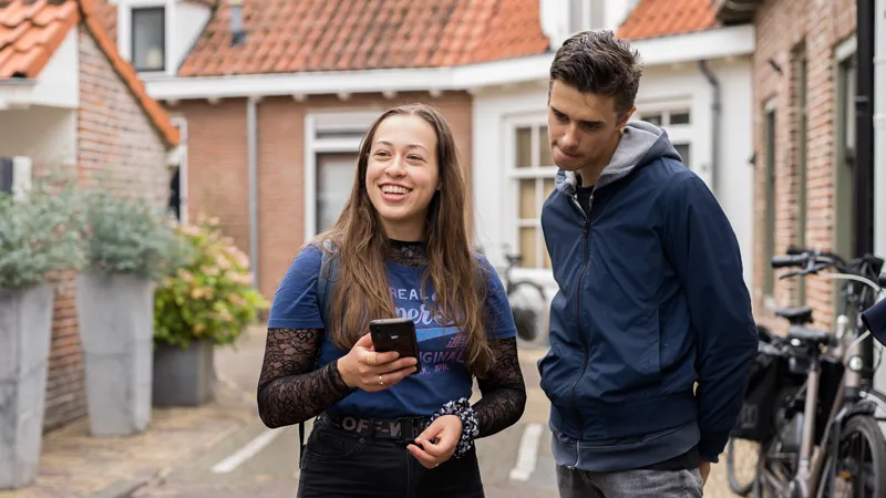 Escape Tour Edinburgh. Play a City Escape Room outdoors!